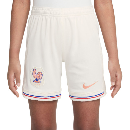 Short Nike Enfant Kit Extérieur France Euro 2025 Pale Ivory-Lt Madder ...